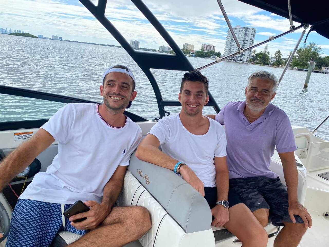 Best Miami Bachelor Parties - #1 Bachelor Boat Parties