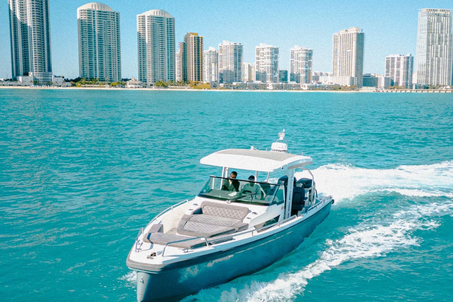 Miami Boat Rental Company - Tours And Boat Rentals Miami Beach